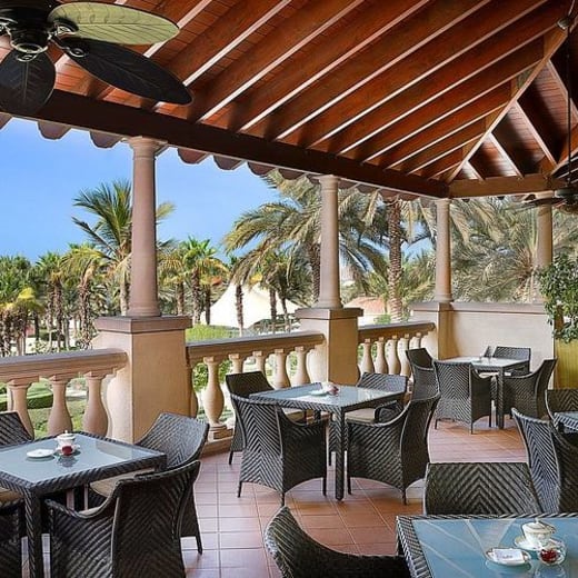 Restaurant Lobby Lounge At The Ritz-Carlton Dubai à Dubai - Menu, avis ...