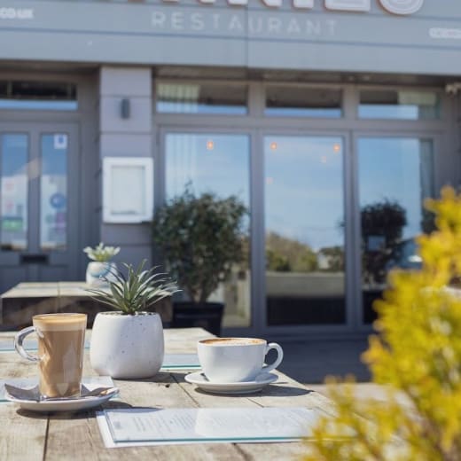 Carte et Menus 2026 - Hinnies Restaurant à Whitley Bay | TheFork