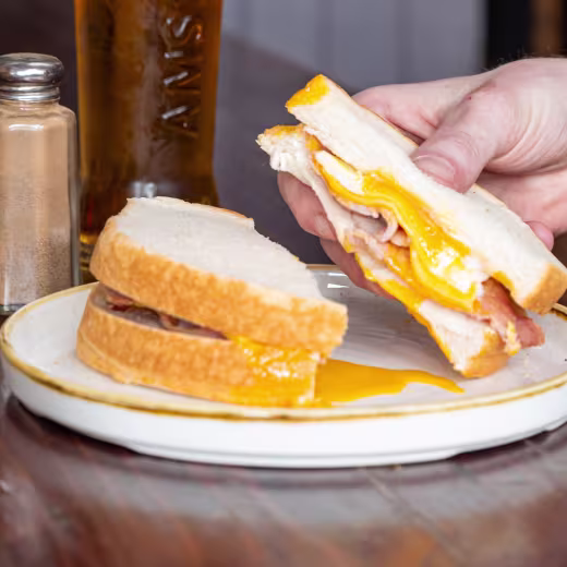 English Lounge in Manchester - Restaurant Reviews, Menu and Prices ...