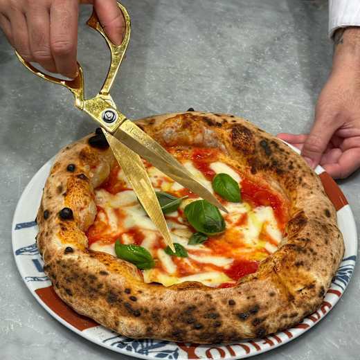 Pizzeria Vincenzo Capuano Genova in Genoa - Restaurant Reviews, Menu ...