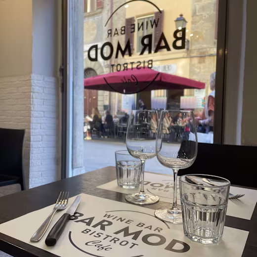 Bistrot Bar Mod Wine Bar a Pisa - Menu, prezzi, immagini, recensioni e ...