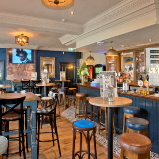 The Blacksmith Arms, St Albans in St Albans - Restaurant Reviews, Menus ...