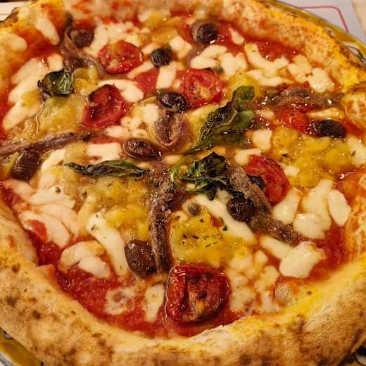 Fratelli di Pizza - Tre Torri a Pavia - Menu, prezzi, immagini ...