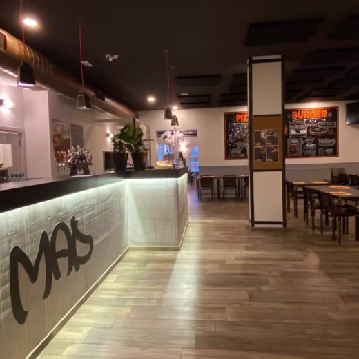 MAD Pizza, Burger & Grill in Peschiera Borromeo - Restaurant Reviews ...