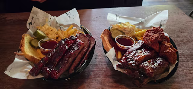 Red Dog Saloon Nottingham in Nottingham - Restaurant Reviews, Menus ...