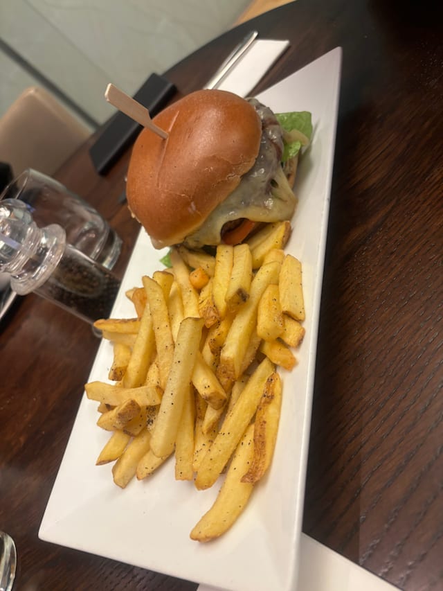 The Restaurant & Bar at The Kingsley Hotel in London - Restaurant ...