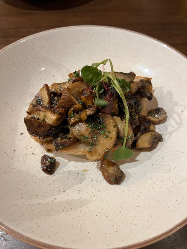 The Fox Ickenham in Uxbridge - Restaurant Reviews, Menus, and Prices ...