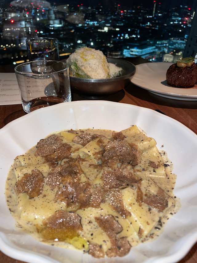 Menus 2026 - Oblix at The Shard in London | TheFork