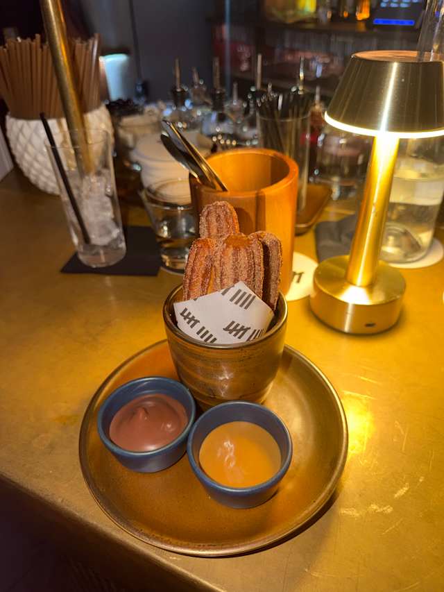 Nine Lives Bar in London - Restaurant Reviews, Menus, and Prices | TheFork