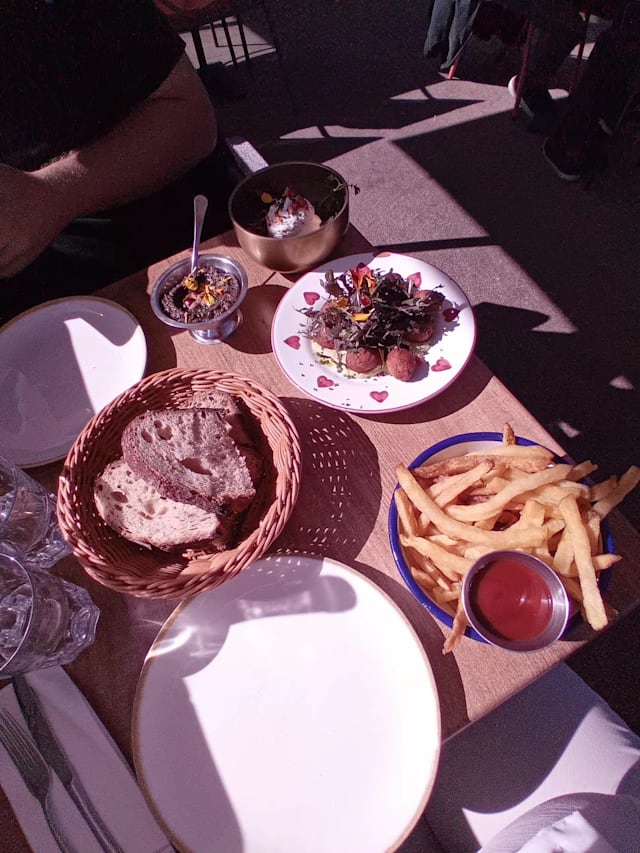 Francette in Paris - Restaurant Reviews, Menu and Prices | TheFork