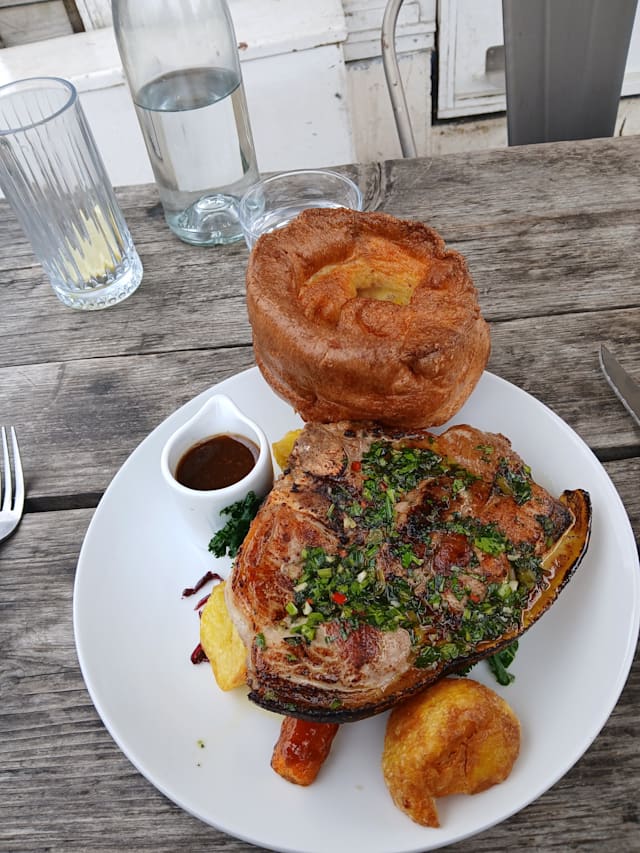Barge East in London - Restaurant Reviews, Menus, and Prices | TheFork