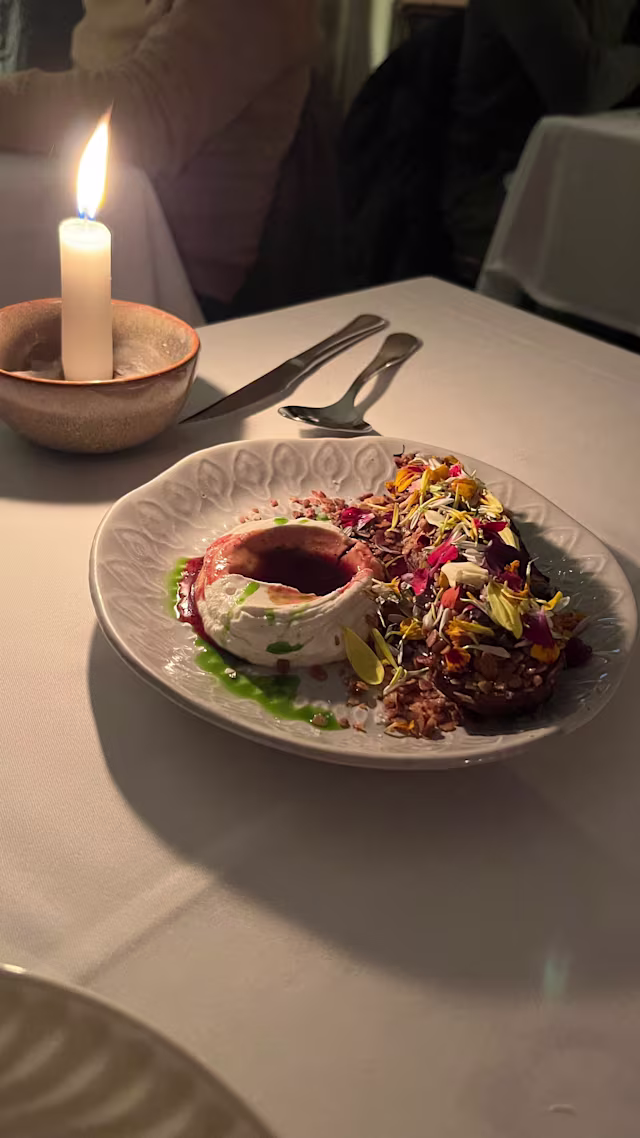 Gandaia Club - The Decadent Restaurant in Lisbon - Restaurant Reviews ...