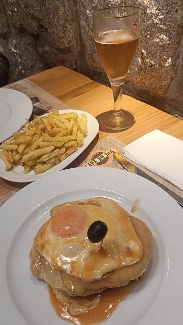 Capa no Rio by Capa Negra em Porto - Preços, menu, morada, reserva e ...