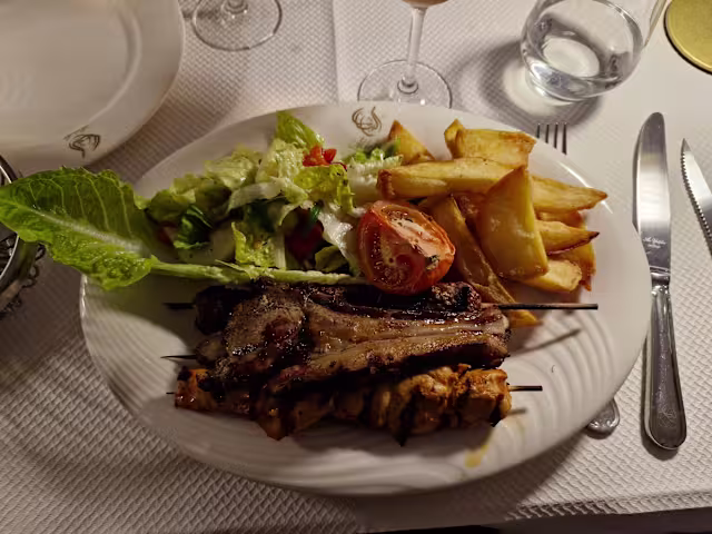Restaurant Al Bacha Paris à Paris - Menu, avis, prix et réservation ...