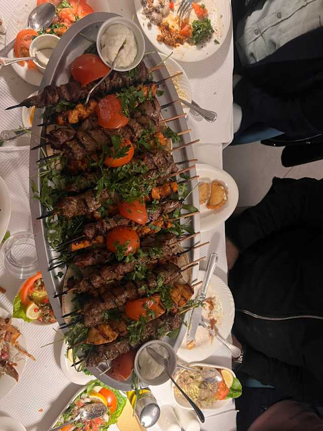 Restaurant Al Bacha Paris à Paris - Menu, avis, prix et réservation ...