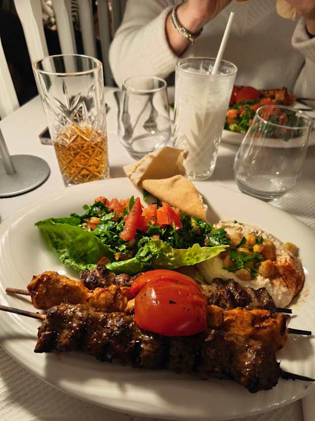 Restaurant Al Bacha Paris à Paris - Menu, avis, prix et réservation ...
