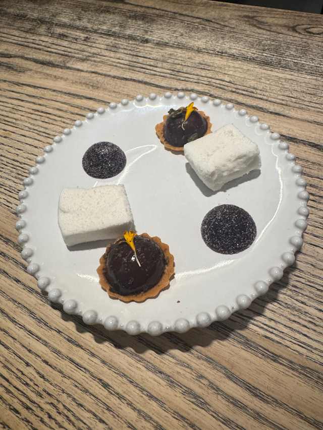Fleur de Pavé à Paris - Menu, avis, prix et réservation | TheFork