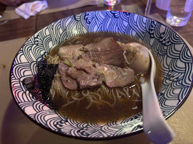 SUGOI! Raw & Ramen em Lisboa - Preços, menu, morada, reserva e ...