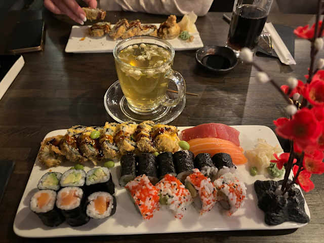 Kokoro Asia & Sushi em Hamburgo - Preços, menu, morada, reserva e ...