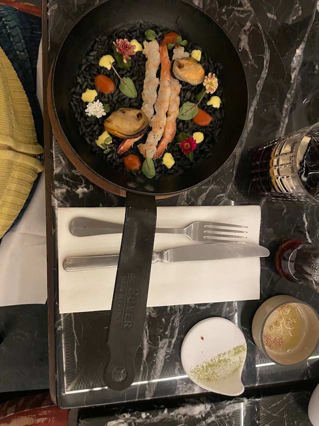 Meny 2026 - The Living Room & The Kitchen (Valbom) i Lissabon | TheFork