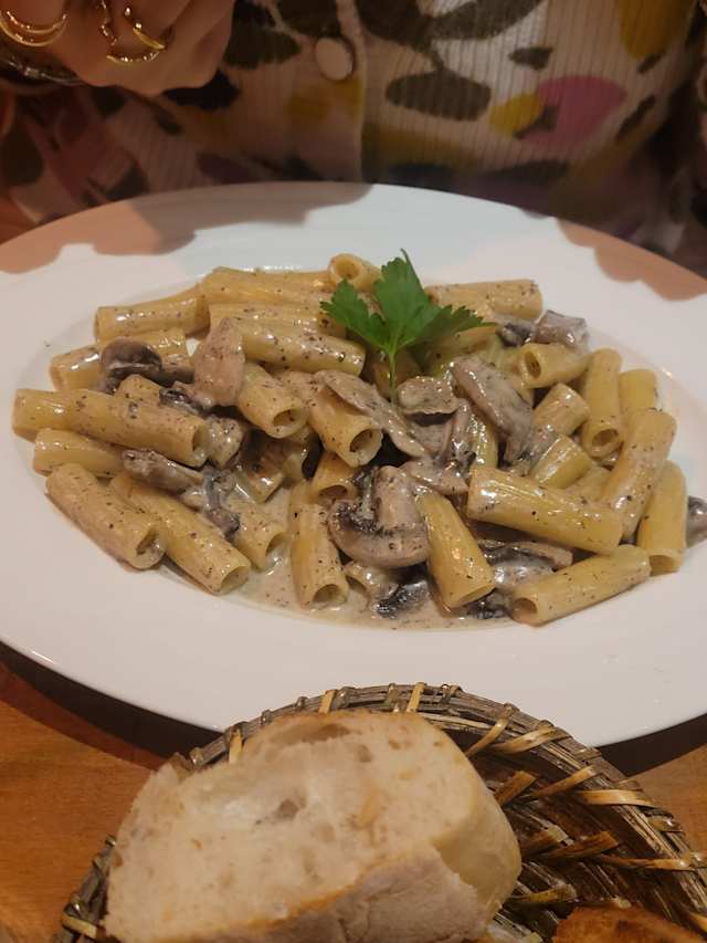 Restaurant Tesoro d'Italia à Paris - Menu, avis, prix et réservation ...