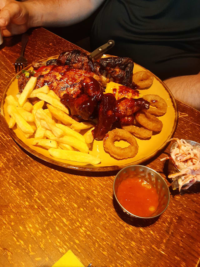 Menus 2025 - Harvester - Castlegate in Dudley | TheFork