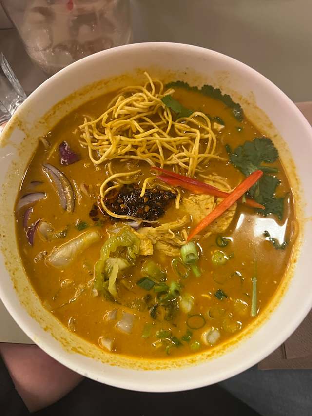 Rosa's Thai Victoria in London - Restaurant Reviews, Menus, and Prices ...
