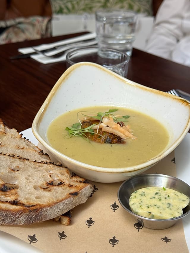 Lillie Langtry Fulham in London - Restaurant Reviews, Menus, and Prices ...