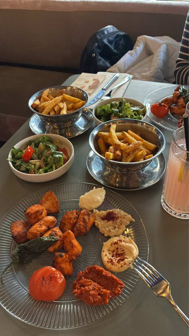 OAS DINNER CLUB i Stockholm - Restaurangens meny, öppettider, bokning ...