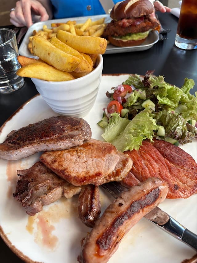 Menus 2025 - Cogs Restaurant in Coventry | TheFork