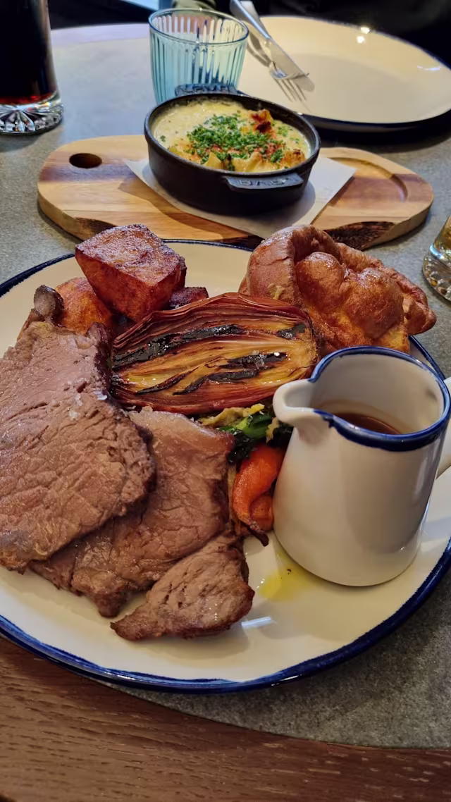 Blue Boar Pub in London - Restaurant Reviews, Menu and Prices | TheFork