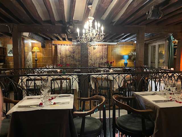 Restaurant Le Connétable à Paris - Menu, avis, prix et réservation ...