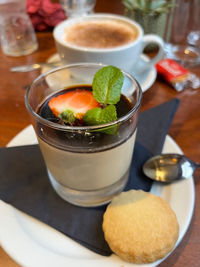 The Queen Elizabeth Inn in Pershore - Restaurant Reviews, Menus, and ...