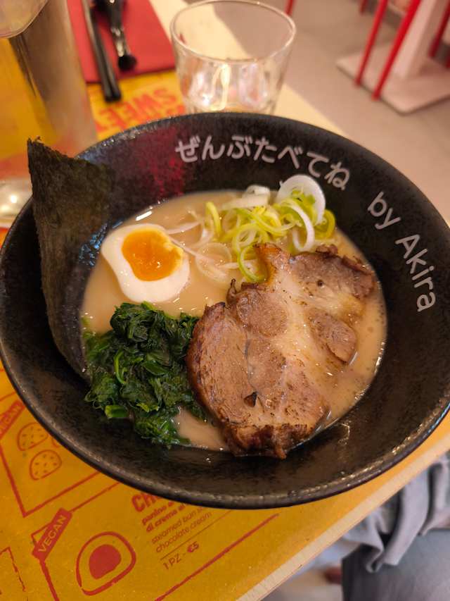 Ramen Bar Akira - Isola a Milano - Menu, prezzi, immagini, recensioni e ...