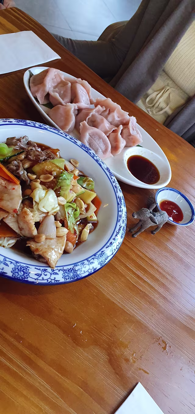 The Wong - Authentic Chinese Kitchen & Bar in Vienna - Restaurant ...