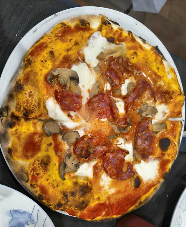 La Svolta Ristopizza a Bari - Menu, prezzi, immagini, recensioni e ...