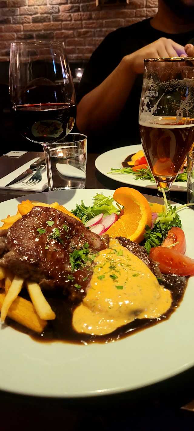 Oskars Kök & Bar i Stockholm - Restaurangens meny, öppettider, bokning ...