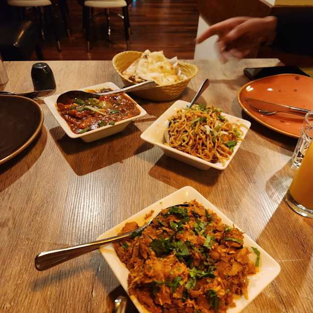 Chilis Indian & Indo-Chinese Restaurant Reading in Reading - Restaurant ...