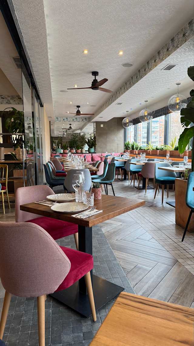 Restaurante Descaro en Madrid - Menú 2026, opiniones, precios y reserva ...