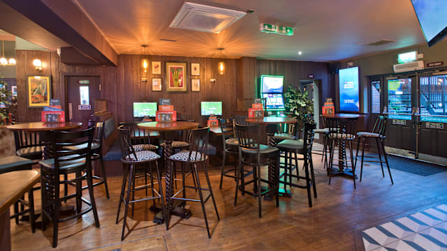 The 10 Best Restaurants in Wolverhampton 2026 | TheFork