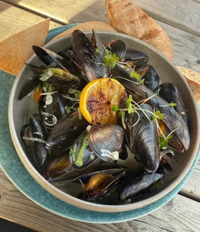 Menu 2025 - The Victoria Inn Milton Keynes in Bradwell | TheFork