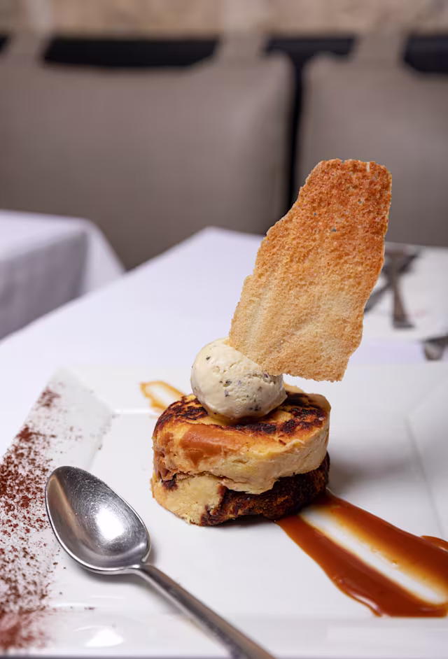 The 10 Best Top rated Restaurants in Eiffel Tower, Paris | TheFork