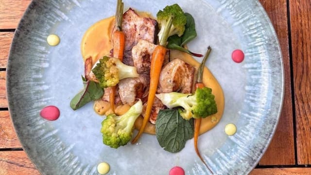 The Best Good for a business lunch Restaurants in Friedrichshain ...