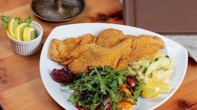 The 10 Best Schnitzel Restaurants in Berlin | TheFork