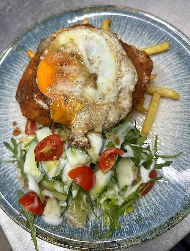 The 10 Best Schnitzel Restaurants in Berlin | TheFork