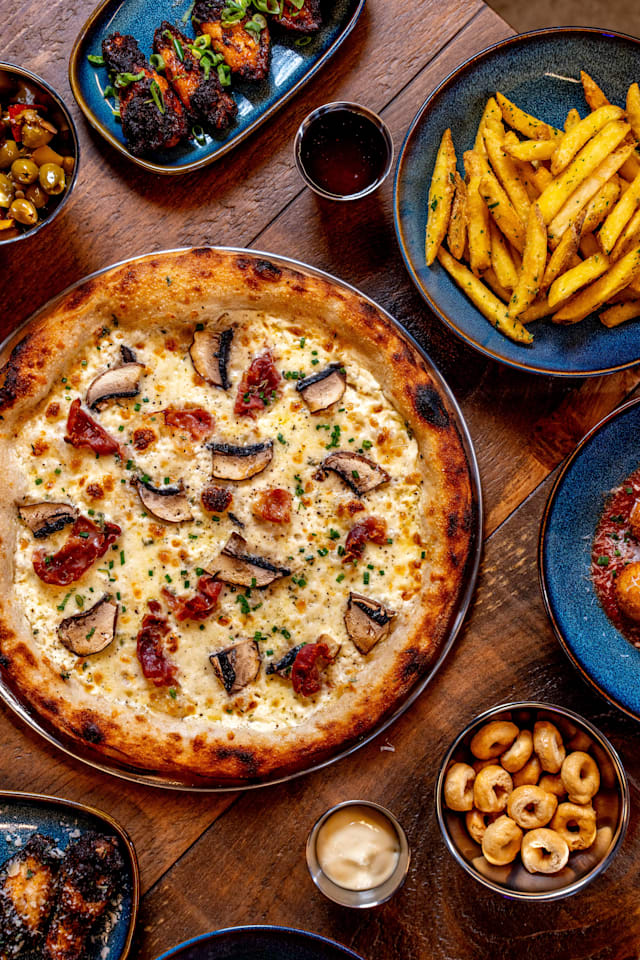 Menu 2026 - MOB Pizza Socials in Londen | TheFork